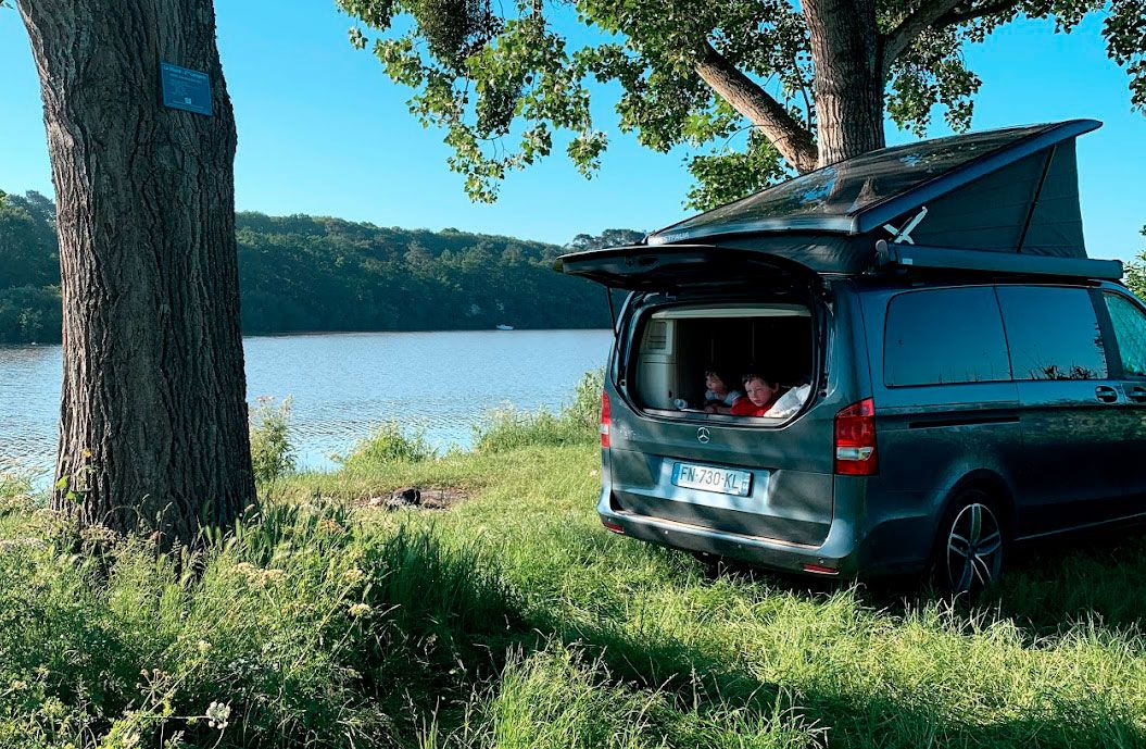 Comment ouvrir le hayon arrière de votre depuis l'intérieur